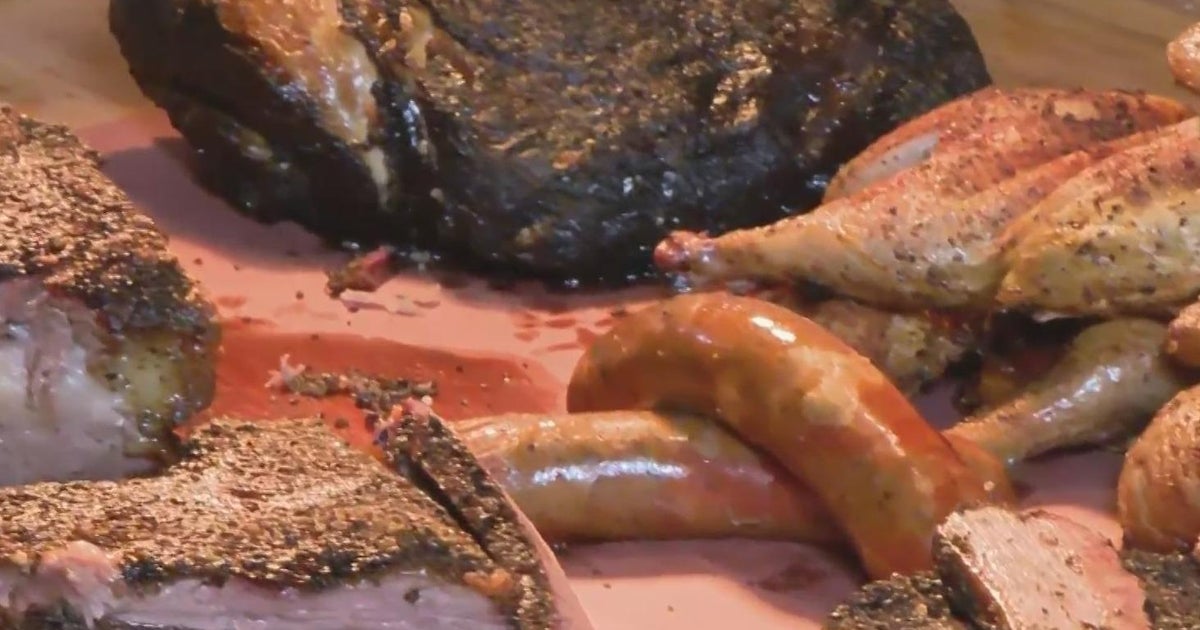 Family-run Pit and Tap serves up barbecue and more - CBS Chicago