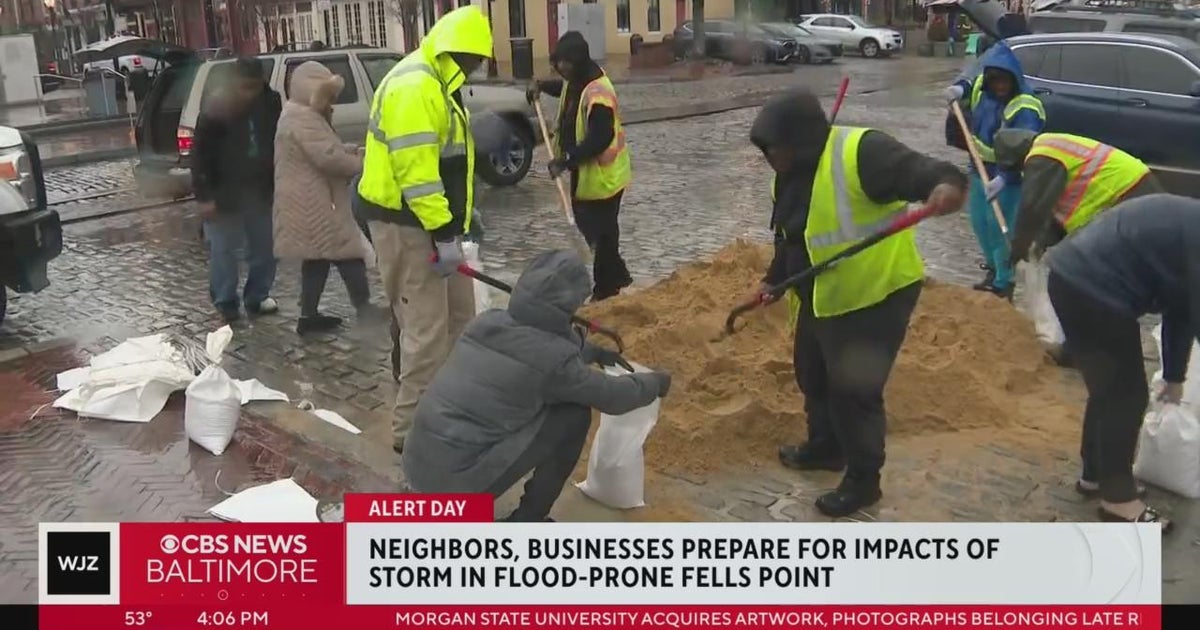 Fells Point residents, businesses grab sandbags in preparation of ...