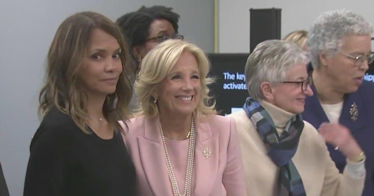 First Lady Jill Biden, actress Halle Berry to visit Chicago's UIC to ...