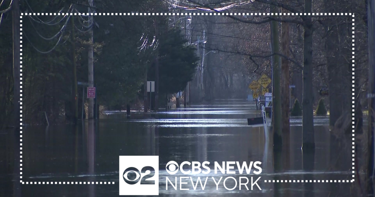 Mayor of Wayne shares latest on flooding and rescue efforts - CBS New York