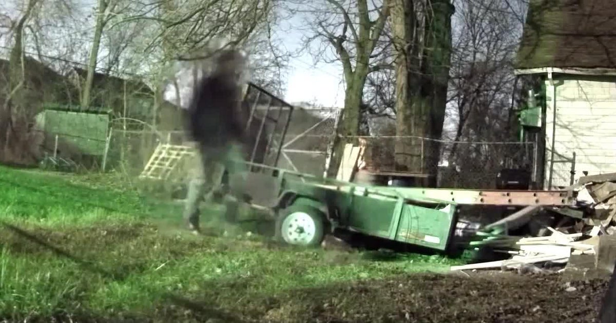 Detroit Police Department search for arson suspects - CBS Detroit