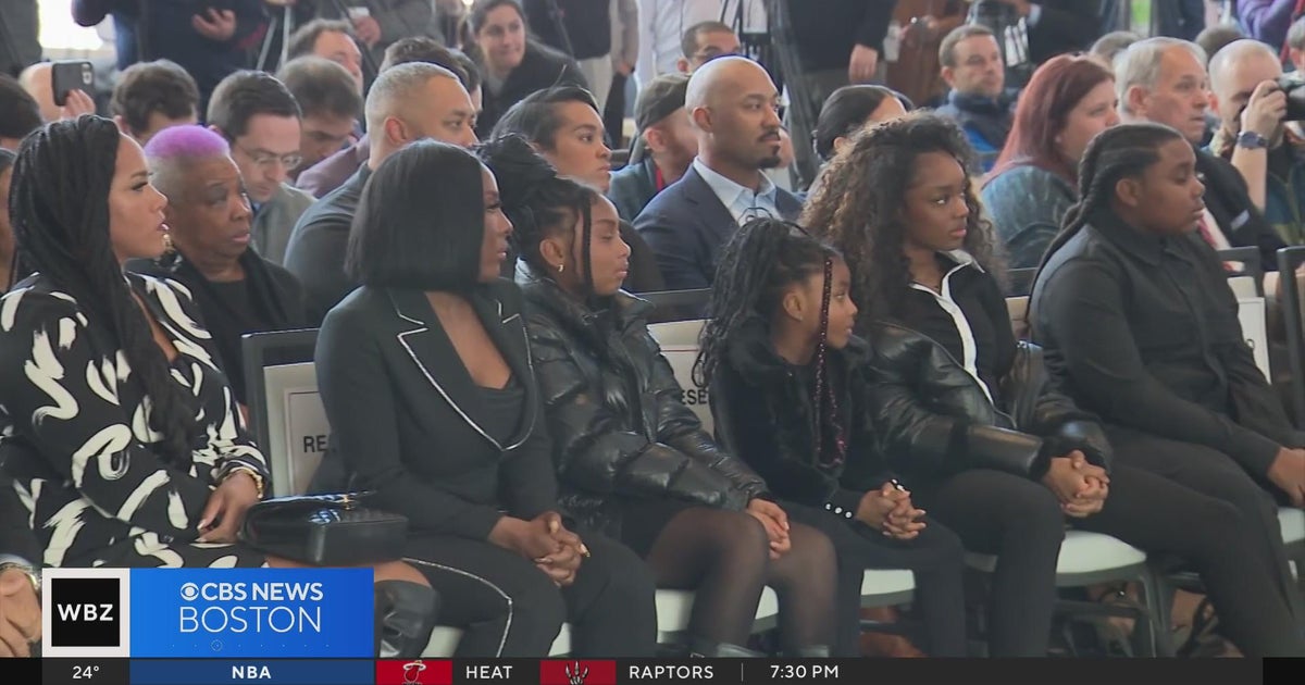 Jerod Mayo's family excited to watch him become Patriots' new head ...