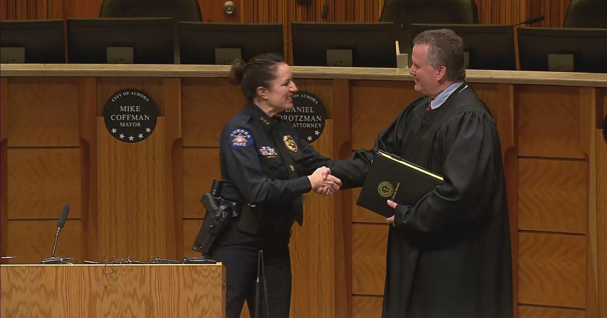 New Aurora police chief sworn in -- the city's 5th chief in 10 years ...