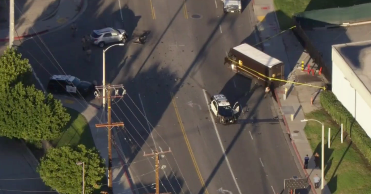 LASD deputies hospitalized after three-vehicle crash involving UPS ...