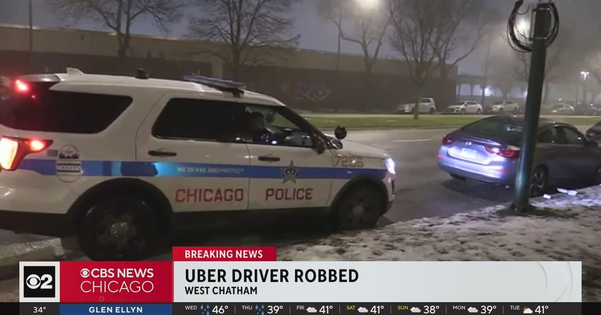Uber driver robbed by 3 passengers on Chicago's South Side - CBS Chicago