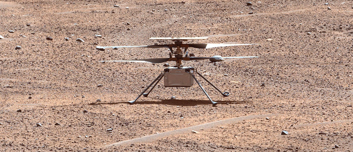 NASA's Mars helicopter, first to fly on another world, ends marathon ...