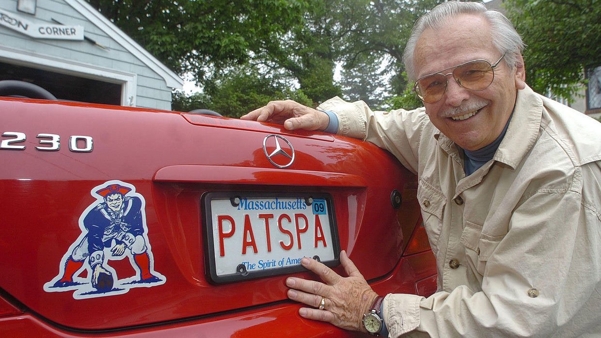 Patriots mourn loss of "Pat Patriot" logo creator Phil Bissell - CBS Boston