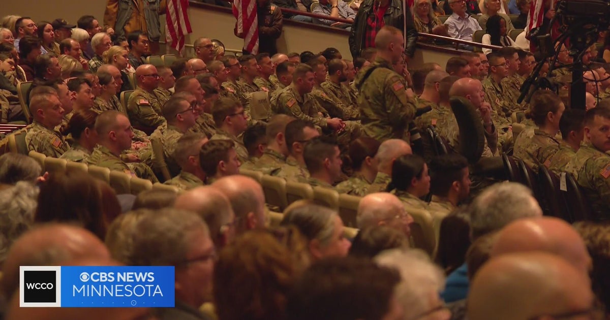 550 Minnesota National Guard Soldiers deploy overseas - CBS Minnesota