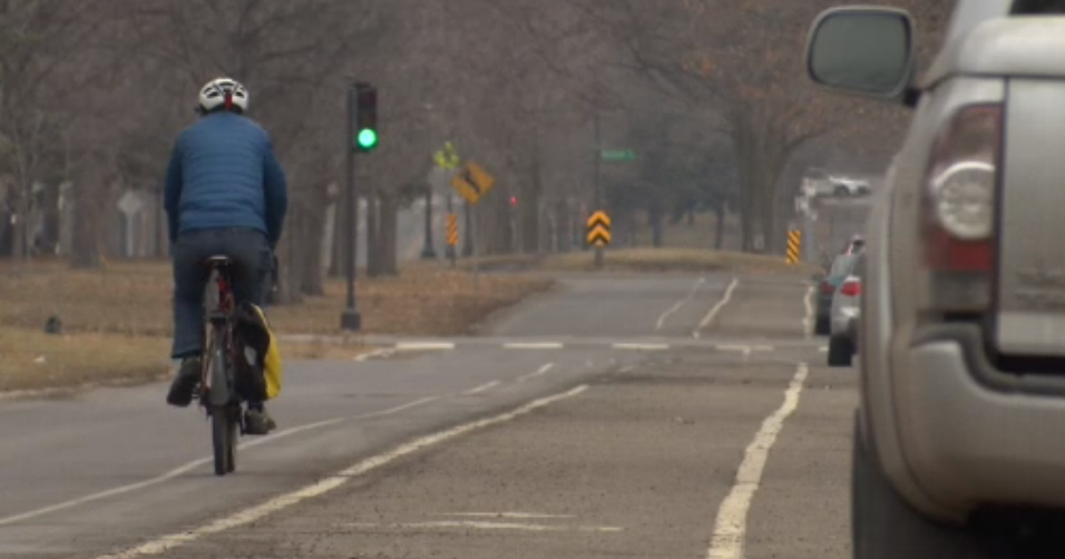 St. Paul looking to add more than 100 miles of new, safer bikeways - CBS Minnesota