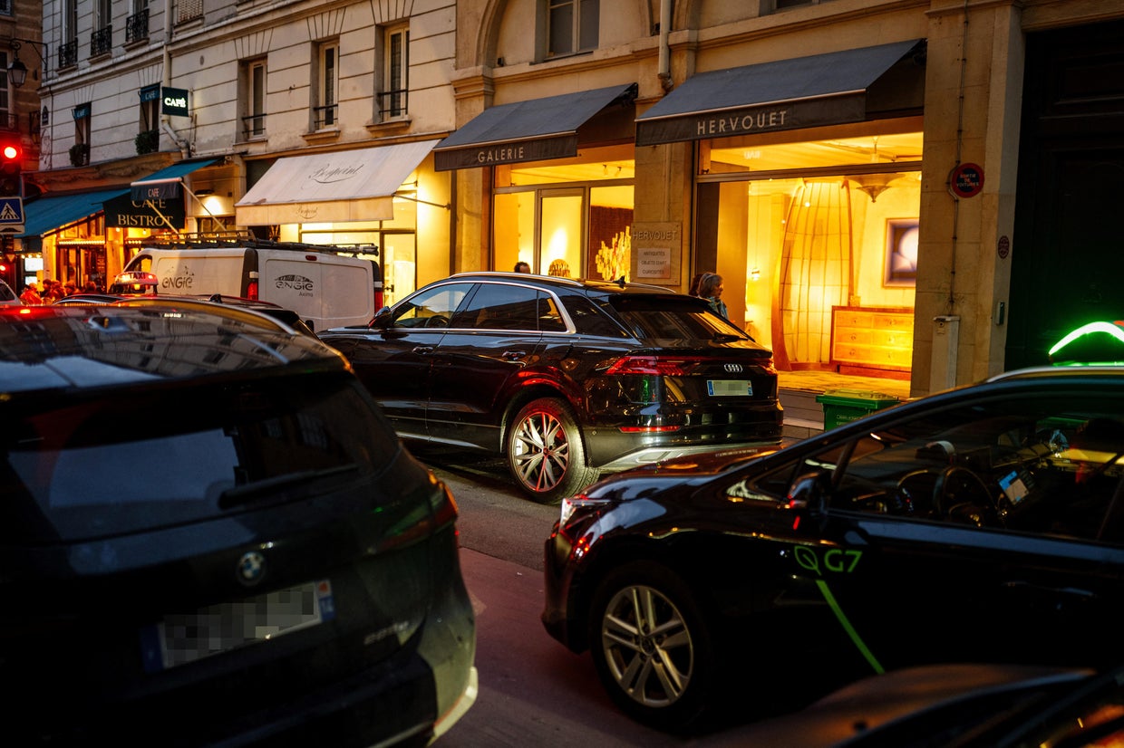 Paris is poised to triple parking charges for SUVs to almost $20 per ...