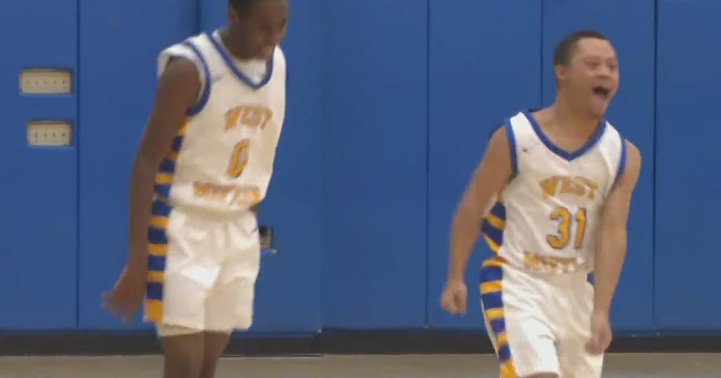 West Mifflin basketball player with Down syndrome scores on Senior ...