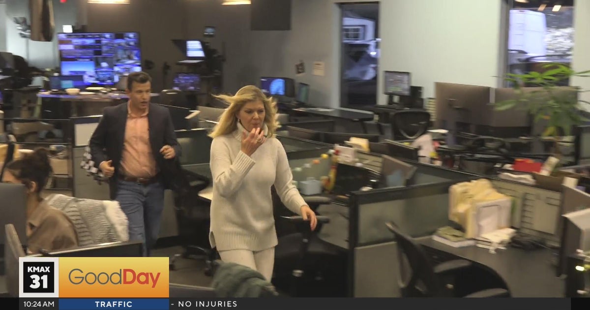 Good Day Super Bowl obstacle course - Rachel Wulff's turn! - Good Day ...