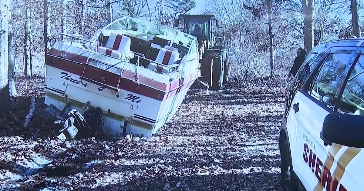 Long Island man arrested for allegedly dumping 24-foot boat in Pine ...