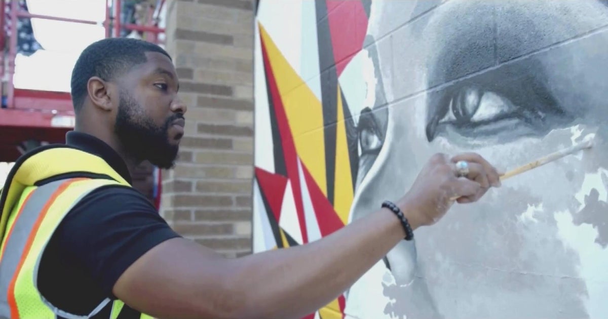 Young Chicago artist makes history with pieces around the world, and a ...
