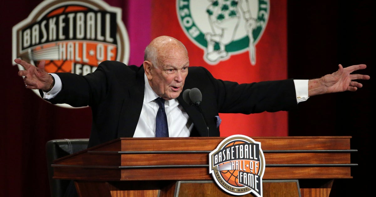 Lefty Driesell, folksy, fiery coach who put Maryland on college ...