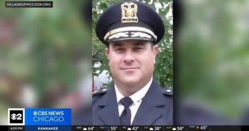 Ex-McCook police chief to spend 27 months in prison - CBS Chicago