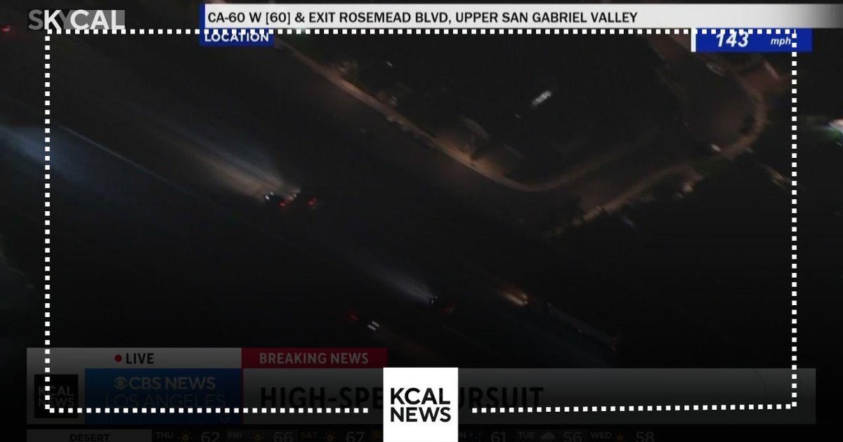 Driver reaches speeds of 150 mph in pursuit on 60 Freeway - CBS Los Angeles
