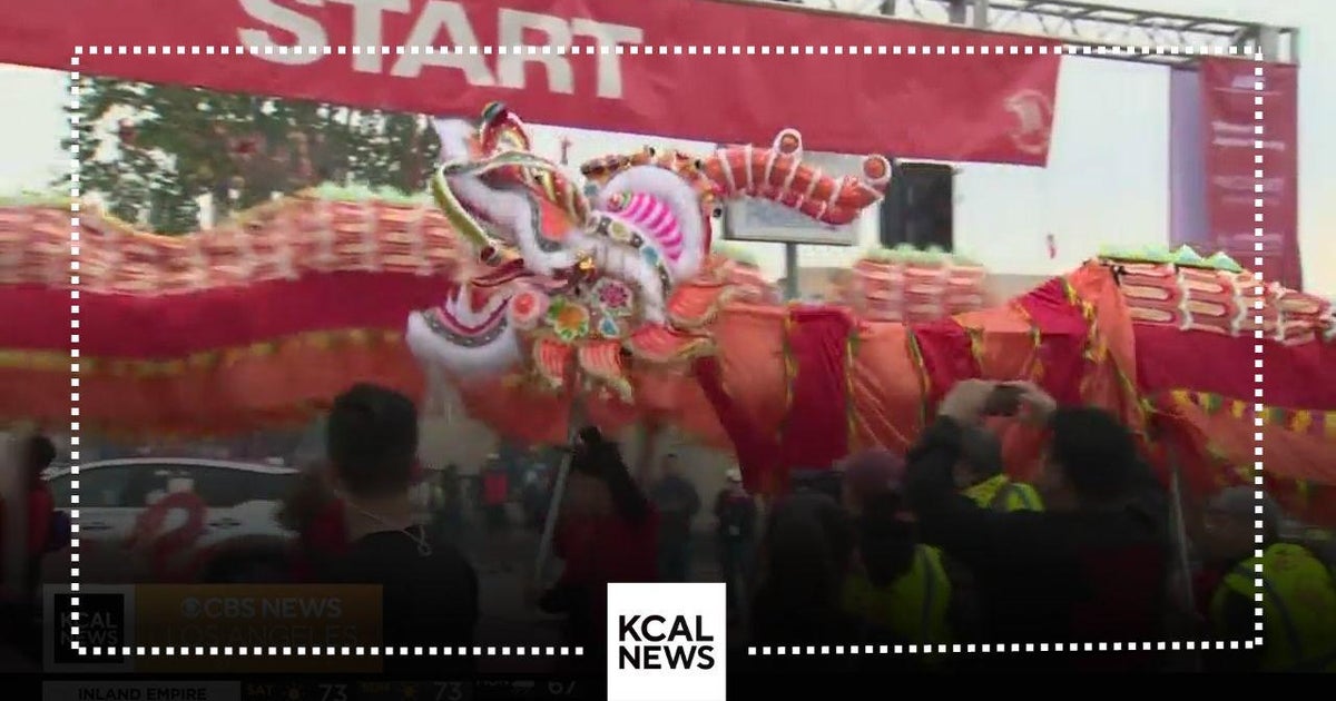 Firecracker lighting kicks off Saturday's L.A. Chinatown Firecracker 5K ...