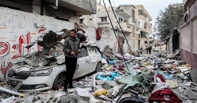 Starvation in Gaza amid cease-fire talks - CBS News