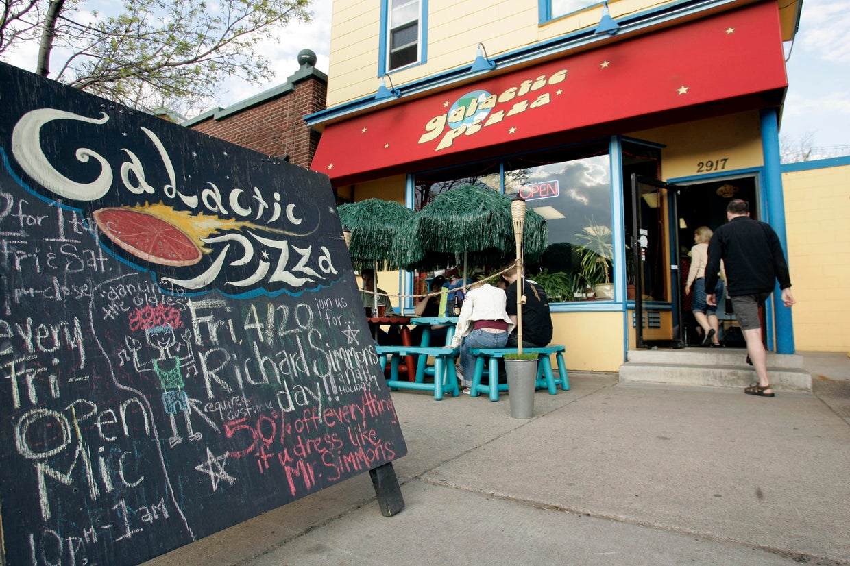 Galactic Pizza in Uptown Minneapolis closes abruptly - CBS Minnesota