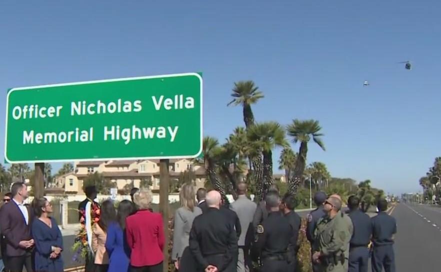 Highway memorial sign dedicated to fallen Huntington Beach Police ...