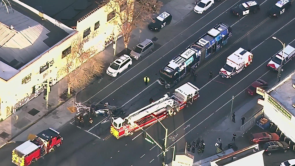 Horrific Oakland crash involving AC Transit bus injures 16, 1 ...