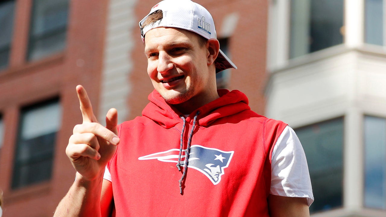 Rob Gronkowski news - Today’s latest updates - CBS Boston
