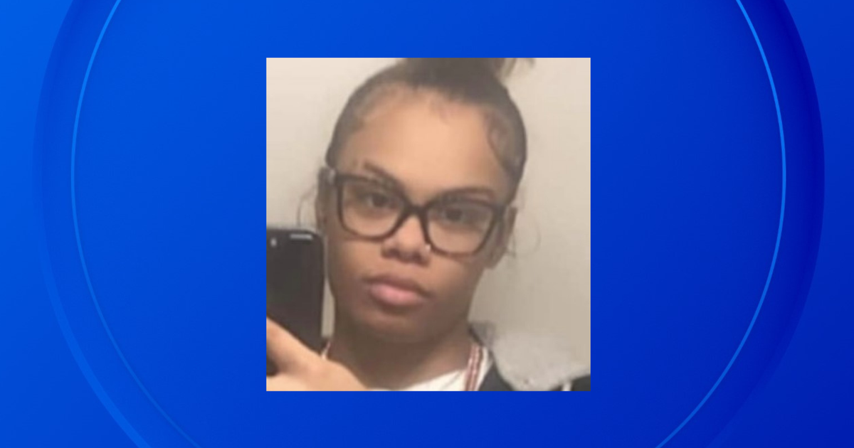 Detroit police searching for 17-year-old girl who was last seen nearly ...