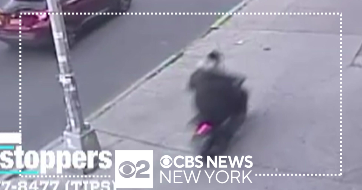 Brick thrown at NYPD officers in the Bronx - CBS New York