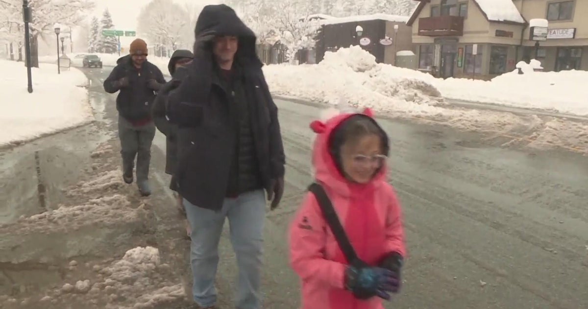 Texas family reacts to Colorado winter storm on the way to Frozen Dead ...