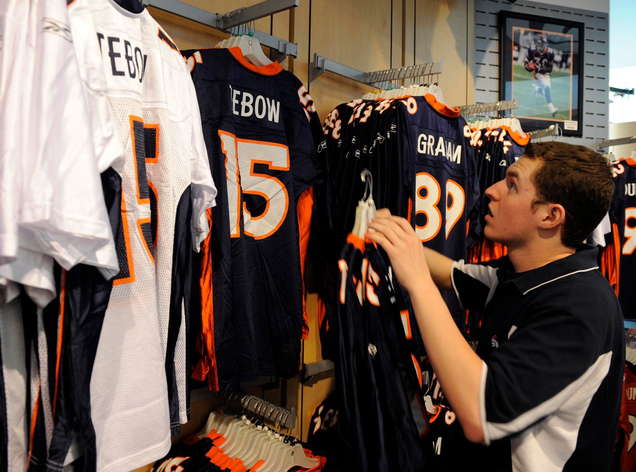 Denver Broncos tease new uniform for upcoming season: "New threads soon ...
