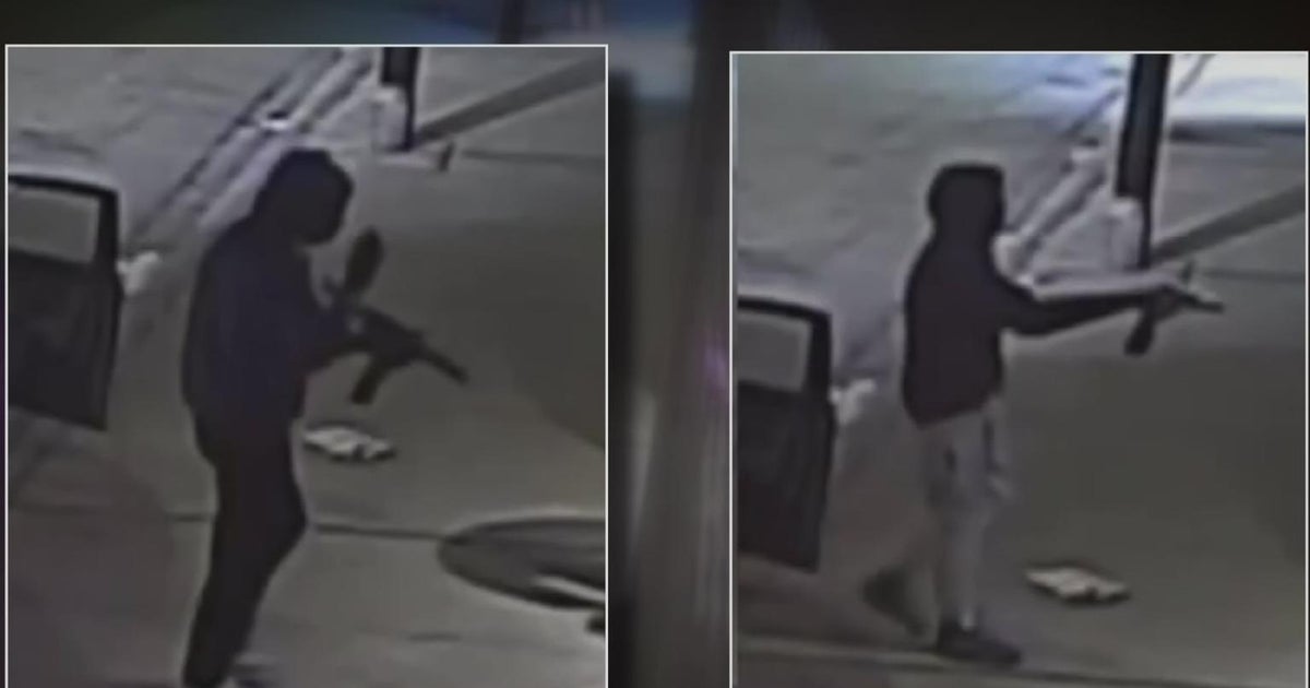 Police search for suspects in Chicago armed robbery spree - CBS Chicago