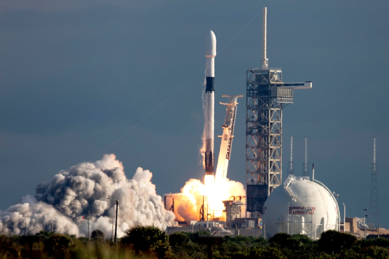 SpaceX to launch 22 Starlink satellites from California tonight. How ...