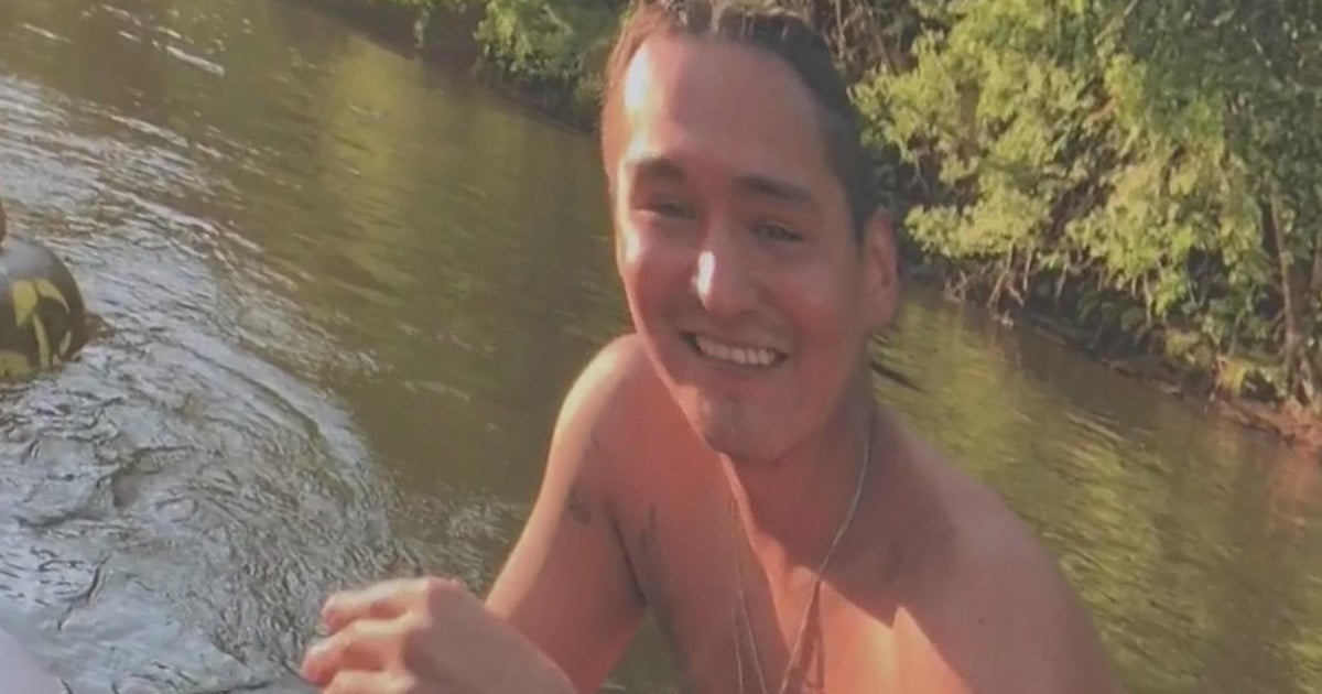 Family of missing Minnesota man Peter Martin rally in Duluth - CBS ...