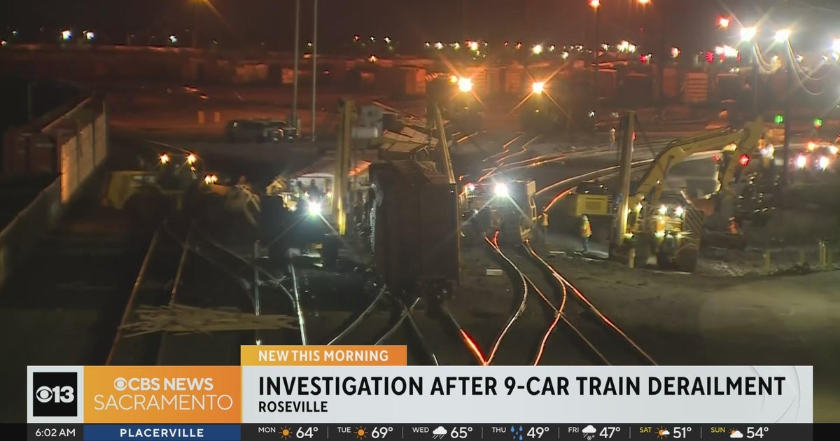 9-car train derailment in Roseville - CBS Sacramento