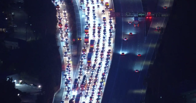 Major backups on 134 Freeway after deadly crash in Los Angeles area ...