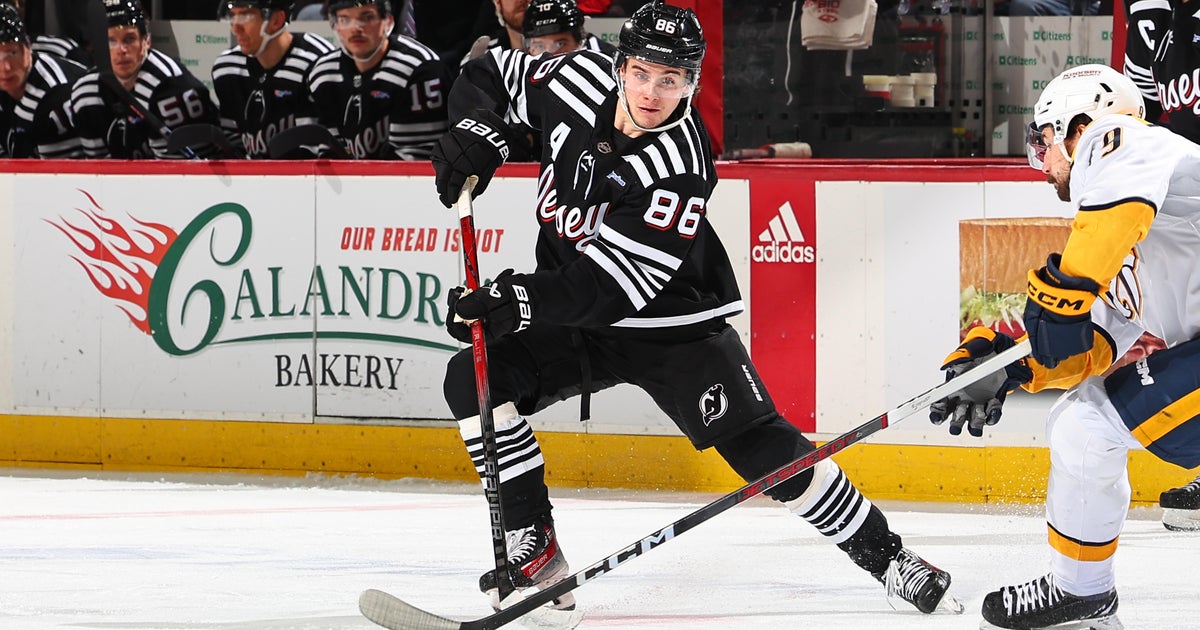 Predators rally in third, top Devils in shootout - CBS New York