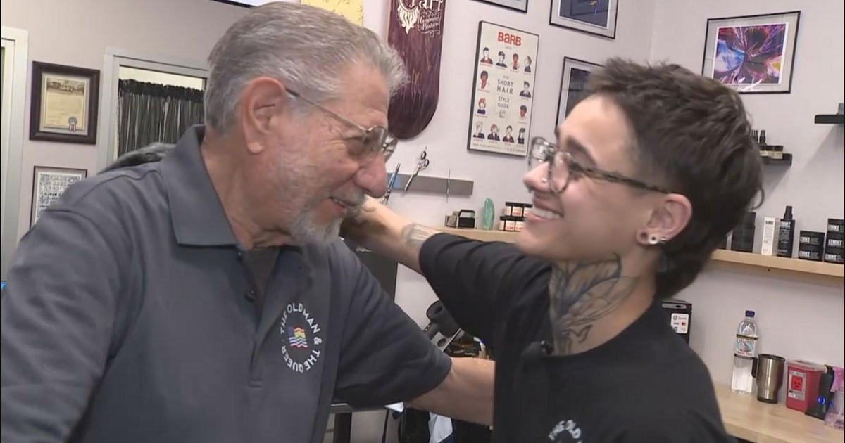 How a barber helped change the views of a bigoted client - CBS Los Angeles