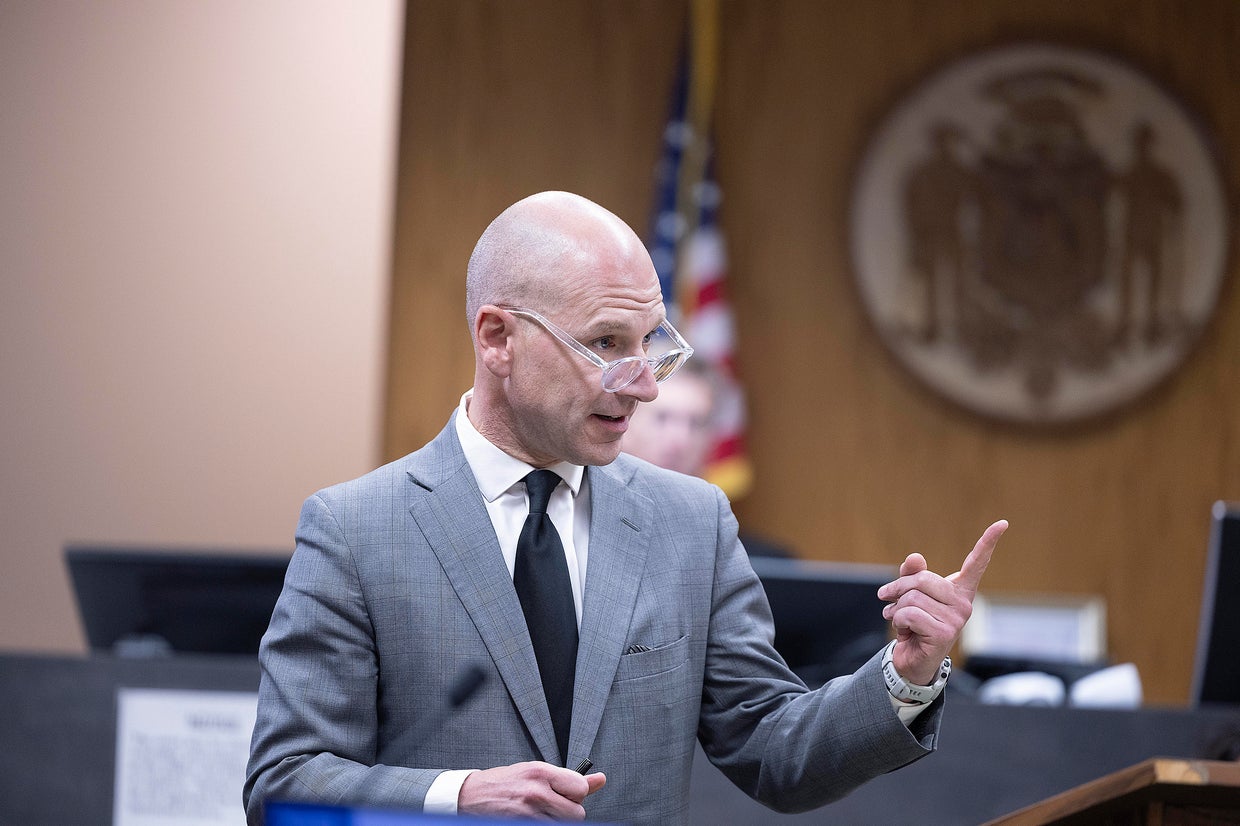 Images from Nicolae Miu's Apple River stabbing trial