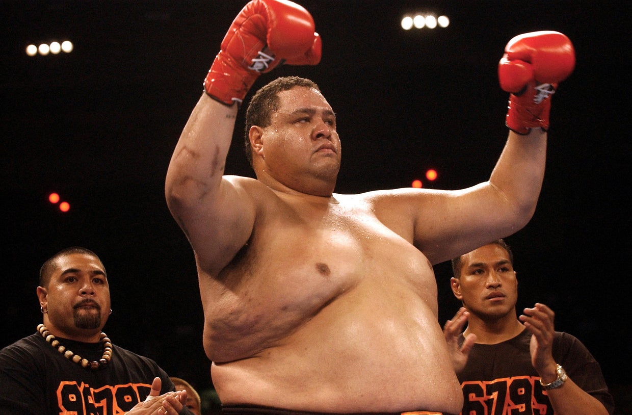 Hawaii-born Akebono Taro, Japan's first foreign-born sumo wrestling ...