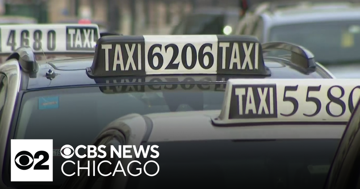Chicago taxis coming to Uber app - CBS Chicago