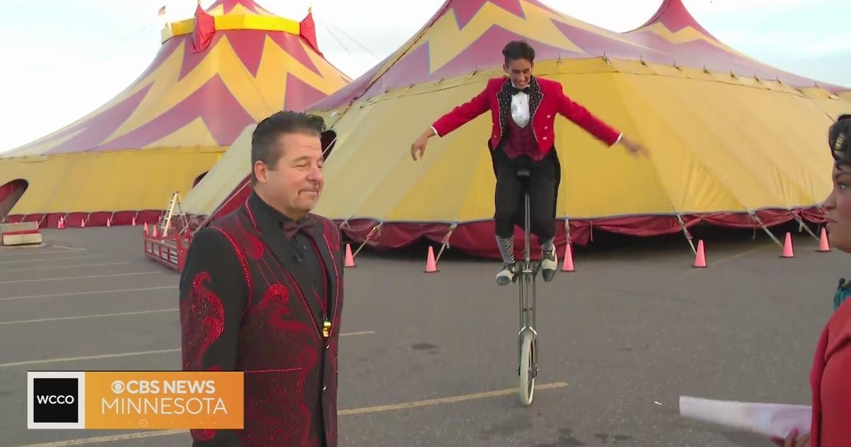 Royal Canadian International Circus comes to Maplewood - CBS Minnesota