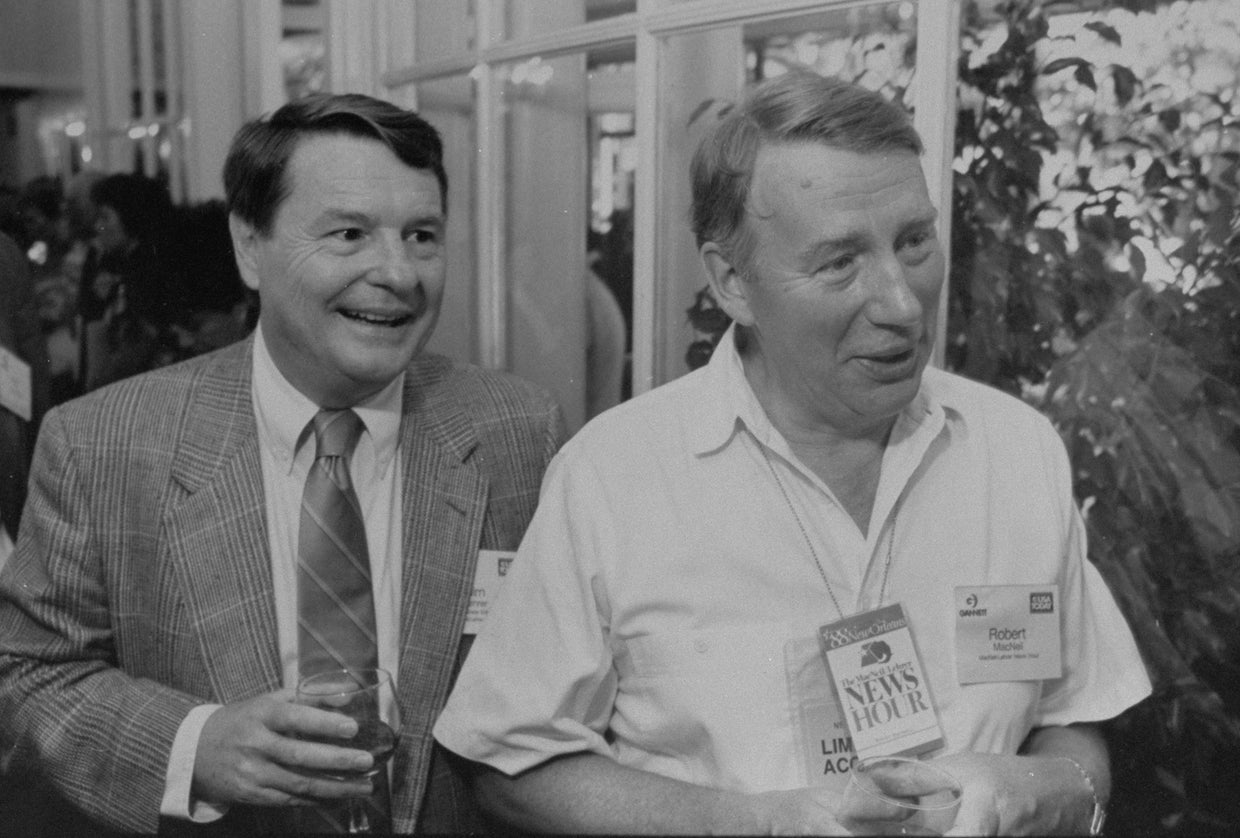 Robert MacNeil, longtime anchor of PBS "NewsHour" nightly newscast ...