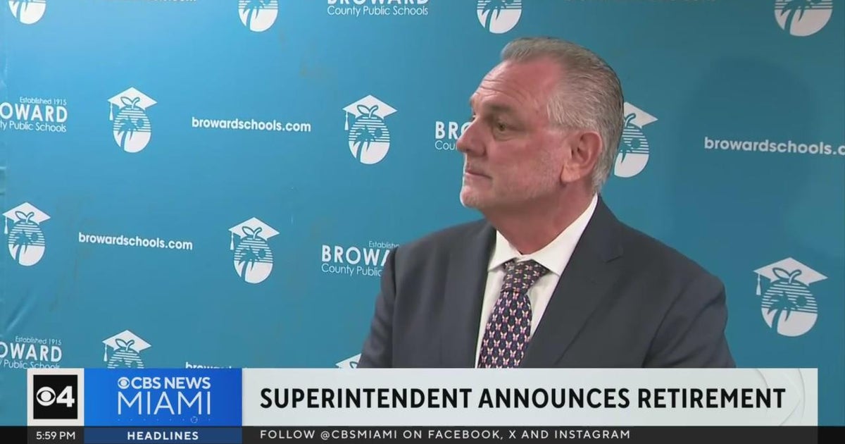Broward Superintendent Dr. Peter Licata announces retirement - CBS Miami