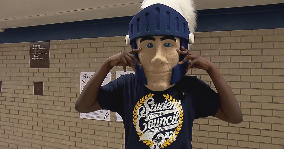 National Association of Student Councils honors Denver's Abraham ...