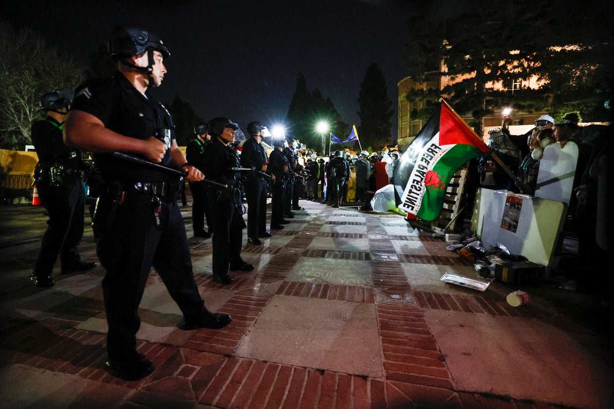 Police in riot gear break up protests at UCLA as hundreds are arrested ...