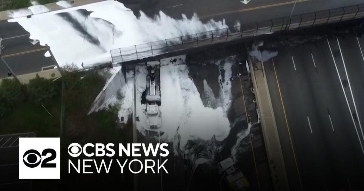 Portion of I-95 in Connecticut shut down after massive tanker truck ...