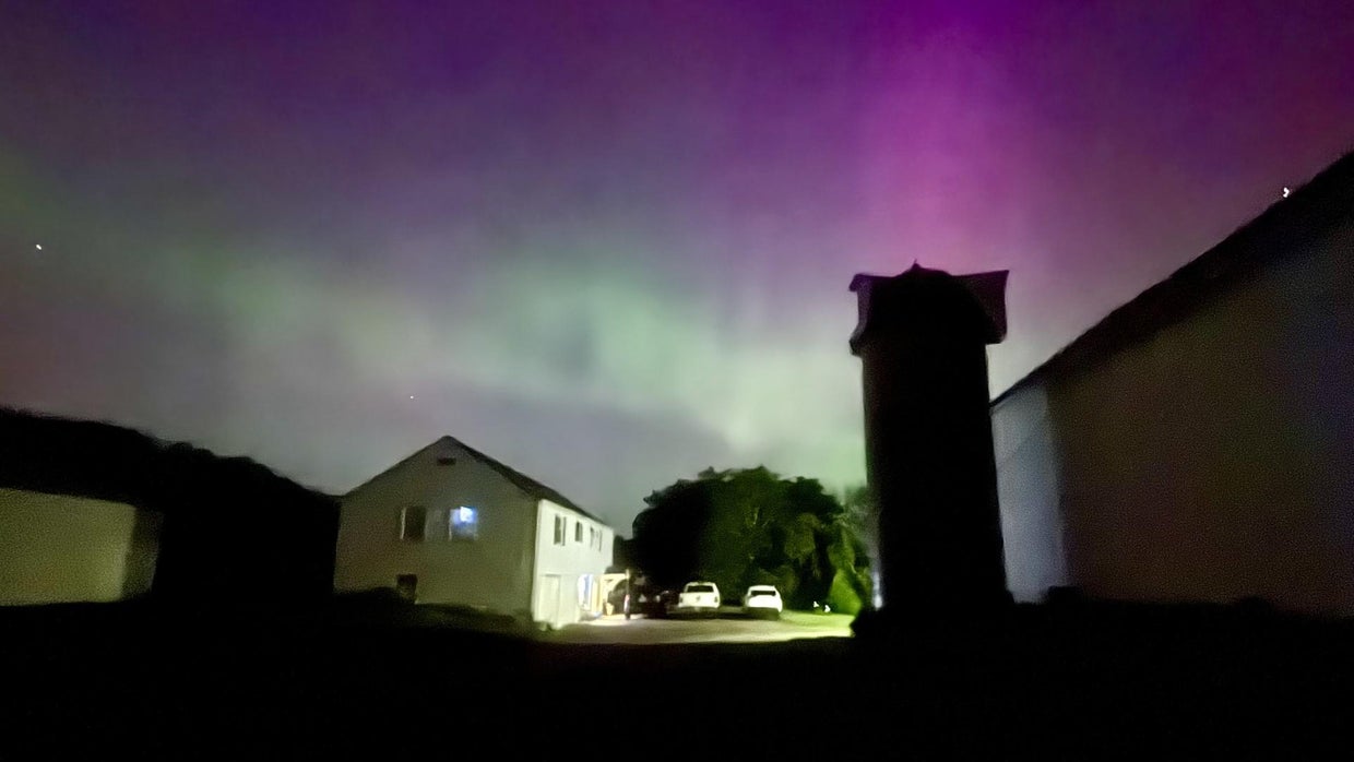 Northern lights visible in Pittsburgh area - CBS Pittsburgh