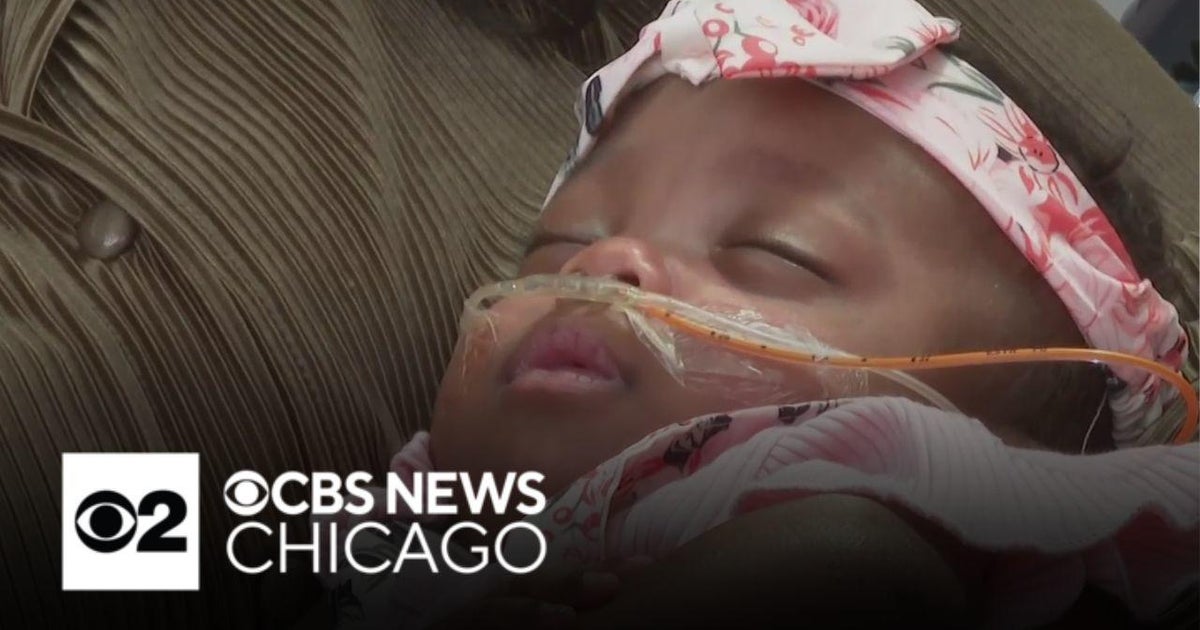 Suburban Chicago NICU baby Nyla goes home - CBS Chicago
