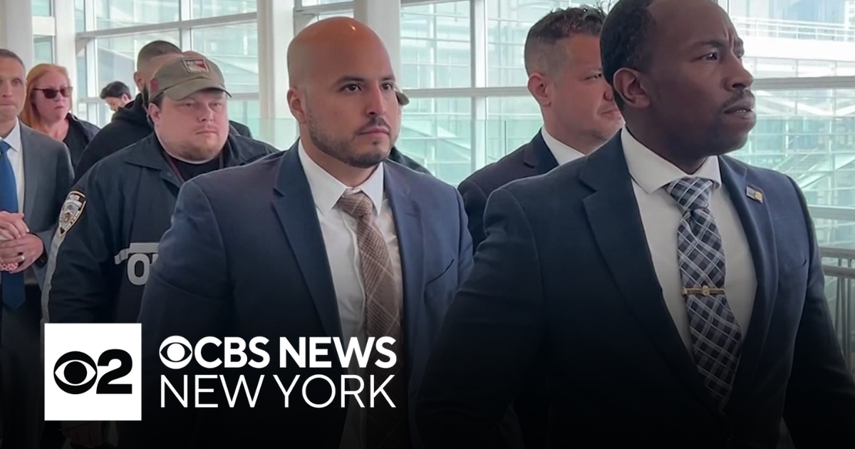 NYPD sergeant comes face to face with family of suspect killed with ...